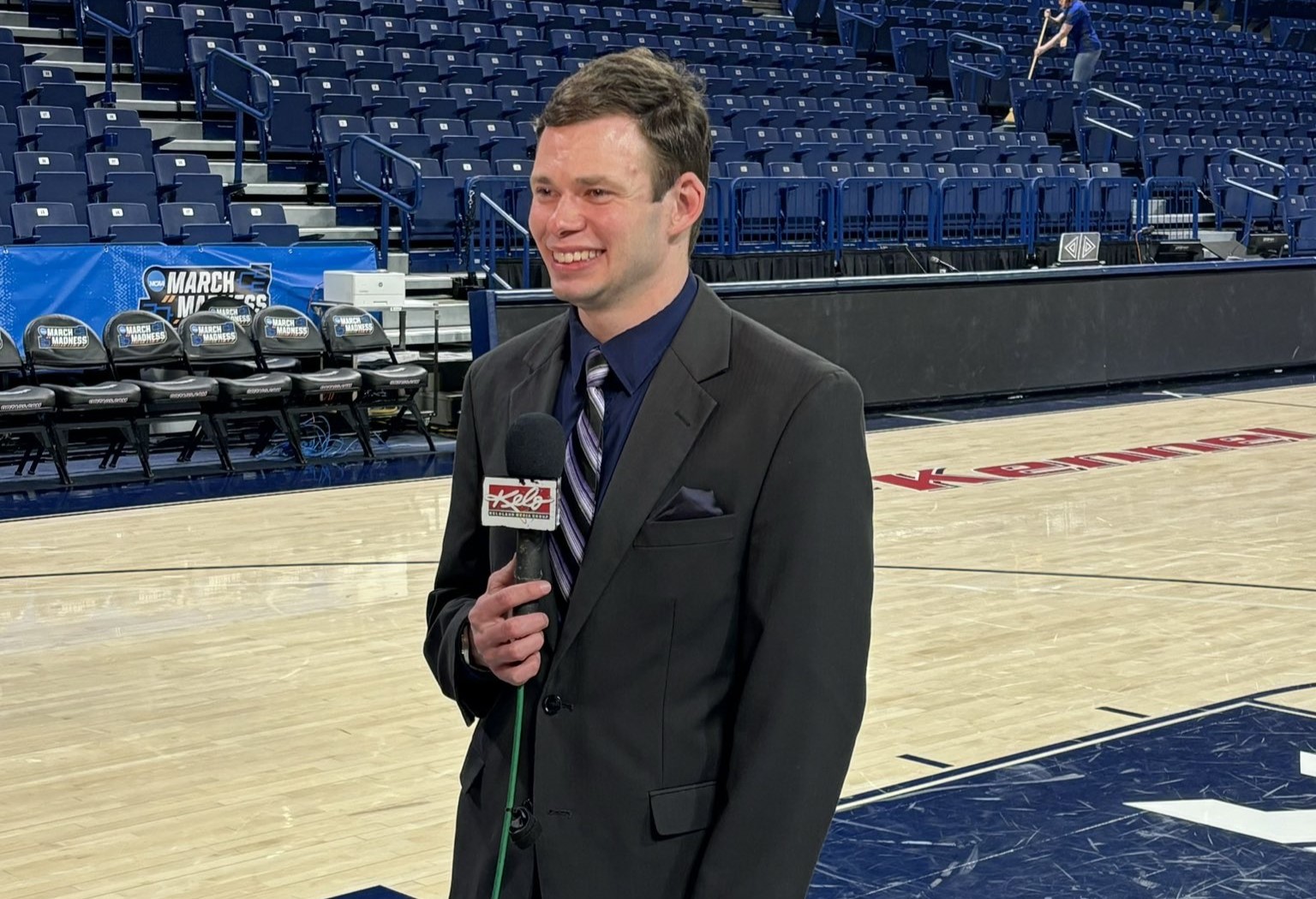 Ian Sacks – Sports Reporter and Announcer